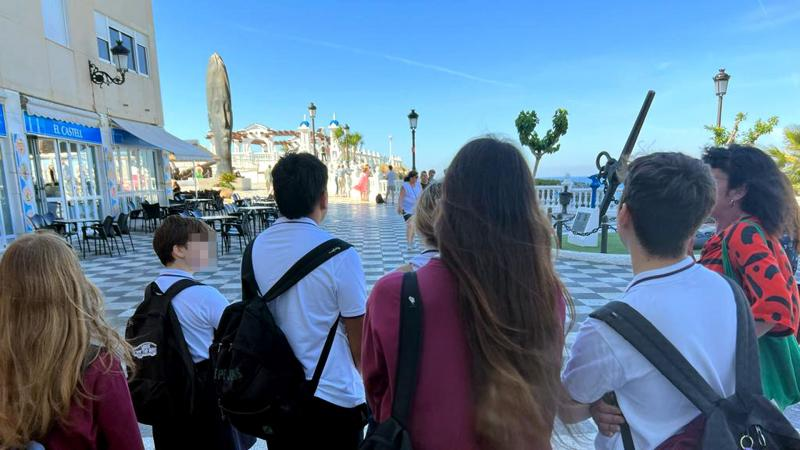 Las esculturas de Plensa y la muestra de la Torre de les Caletes ...