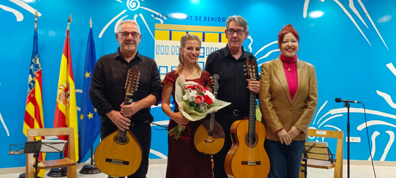 Concierto del Trío formado por Luis Moreno, Antonio Bustos y Natalia ...