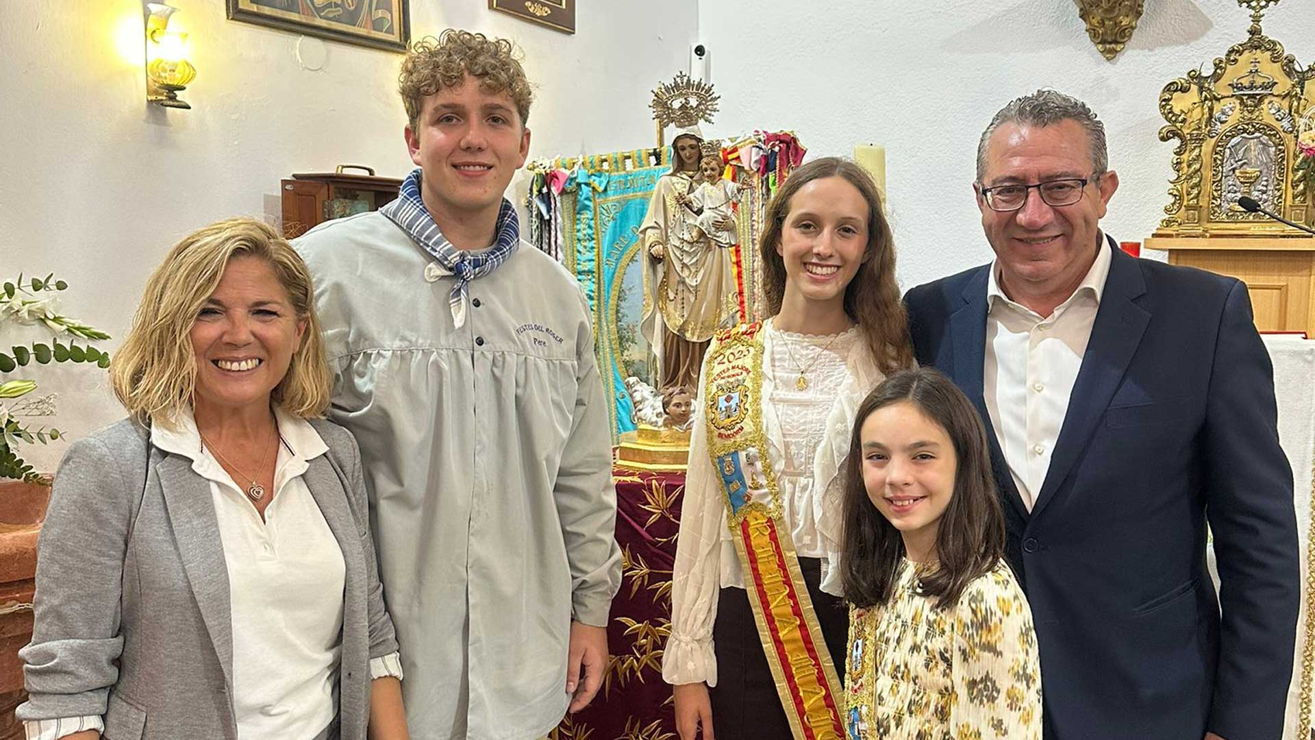 Els ‘fadrins’ de 2025 inician las fiestas de la Mare de Déu del Roser ...